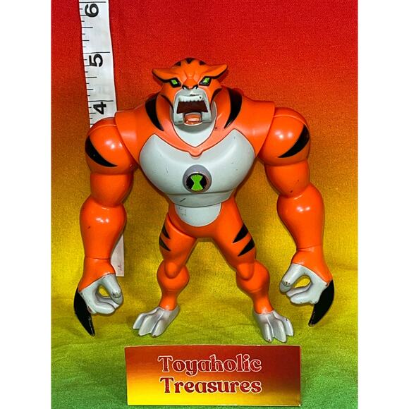 Bandai Namco | Toys | Ben Ultimate Alien Spinning Rath Tiger Action ...